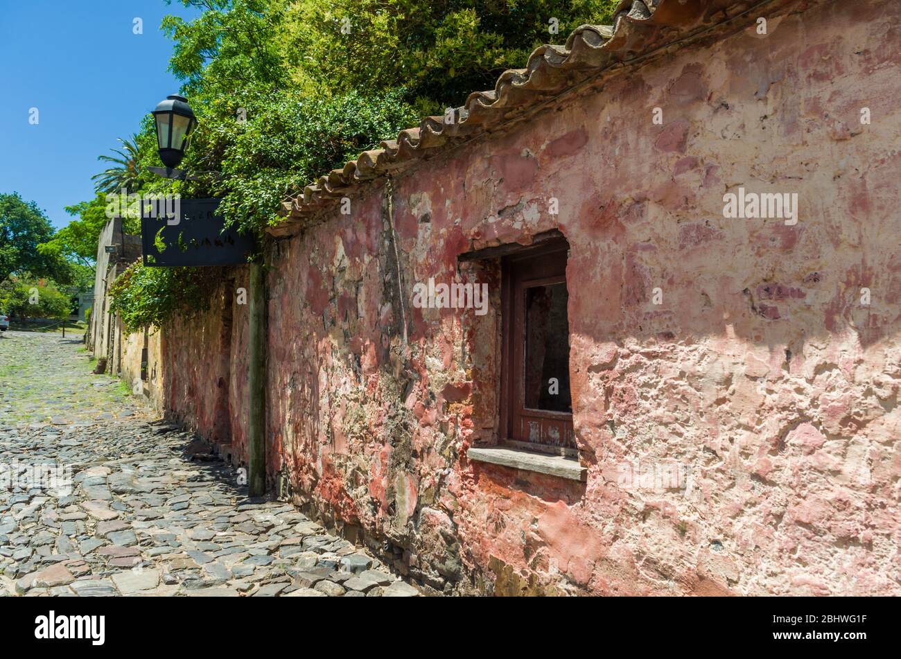Colonia del Sacramento, Uruguay - Dezember 26, 2015: Portuguese ...