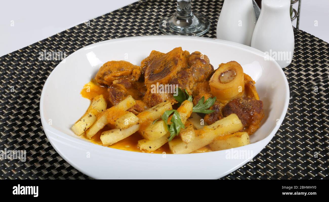 Traditionally cooked lamb meat hi-res stock photography and images - Alamy