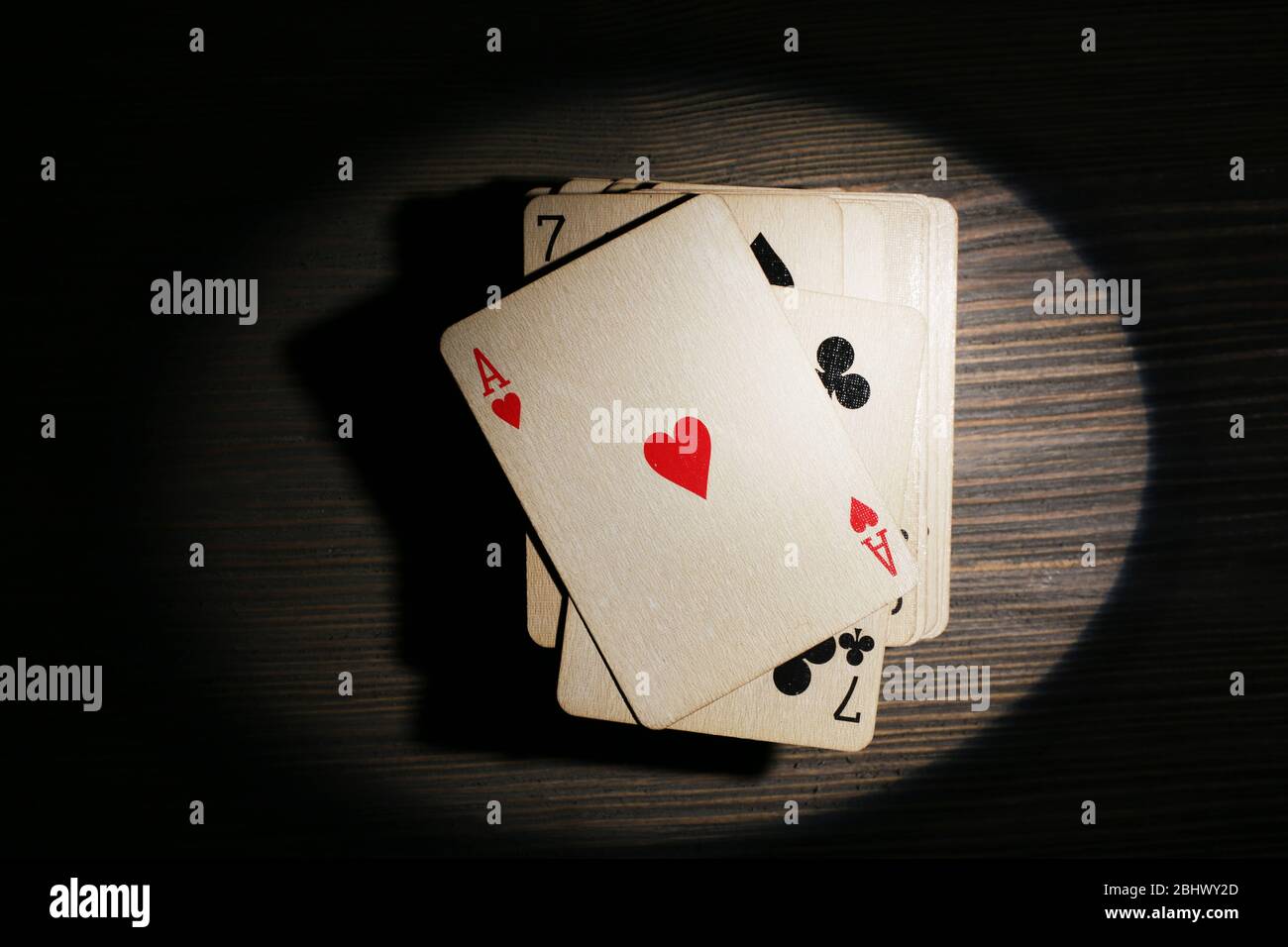 Stack playing cards hi-res stock photography and images - Alamy
