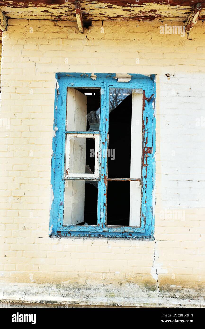 Window in old abandoned house Stock Photo - Alamy