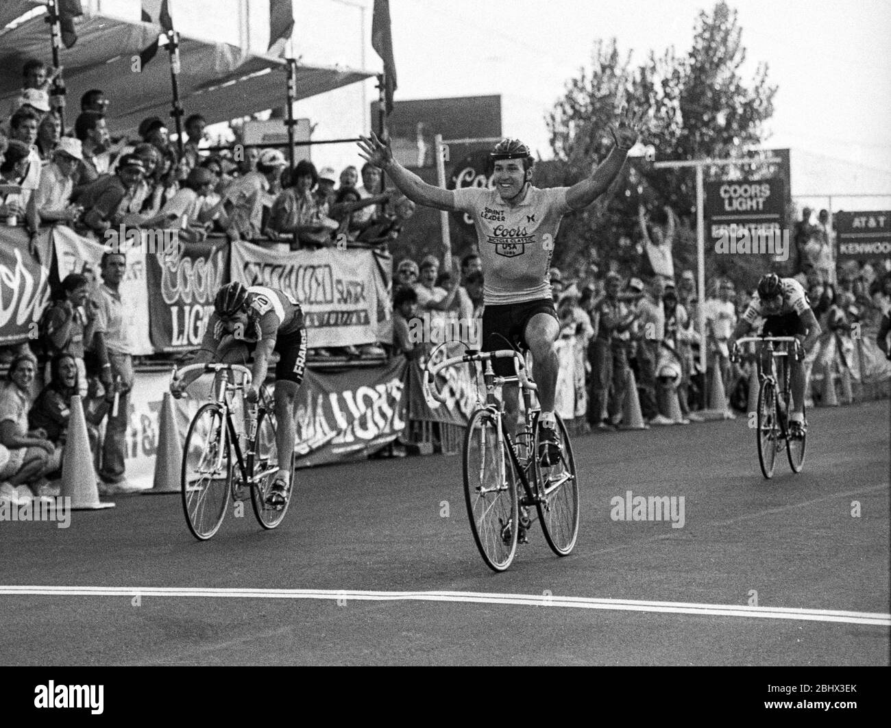 American cyclist Davis Phinney raises his arms in victory during the ...
