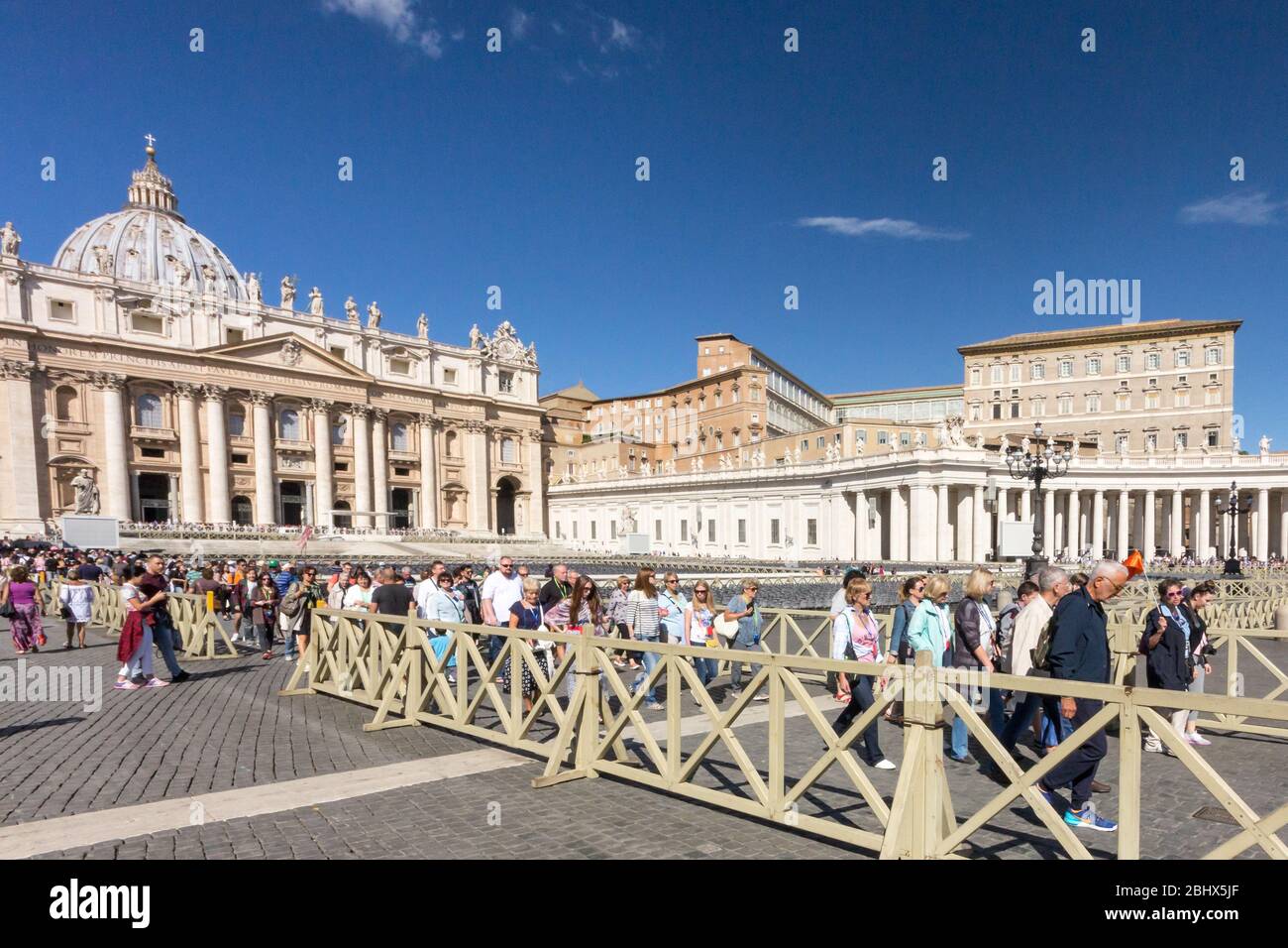 Vatican City, Rome, Italy - September 18th 2017: Tourist visiting the ...