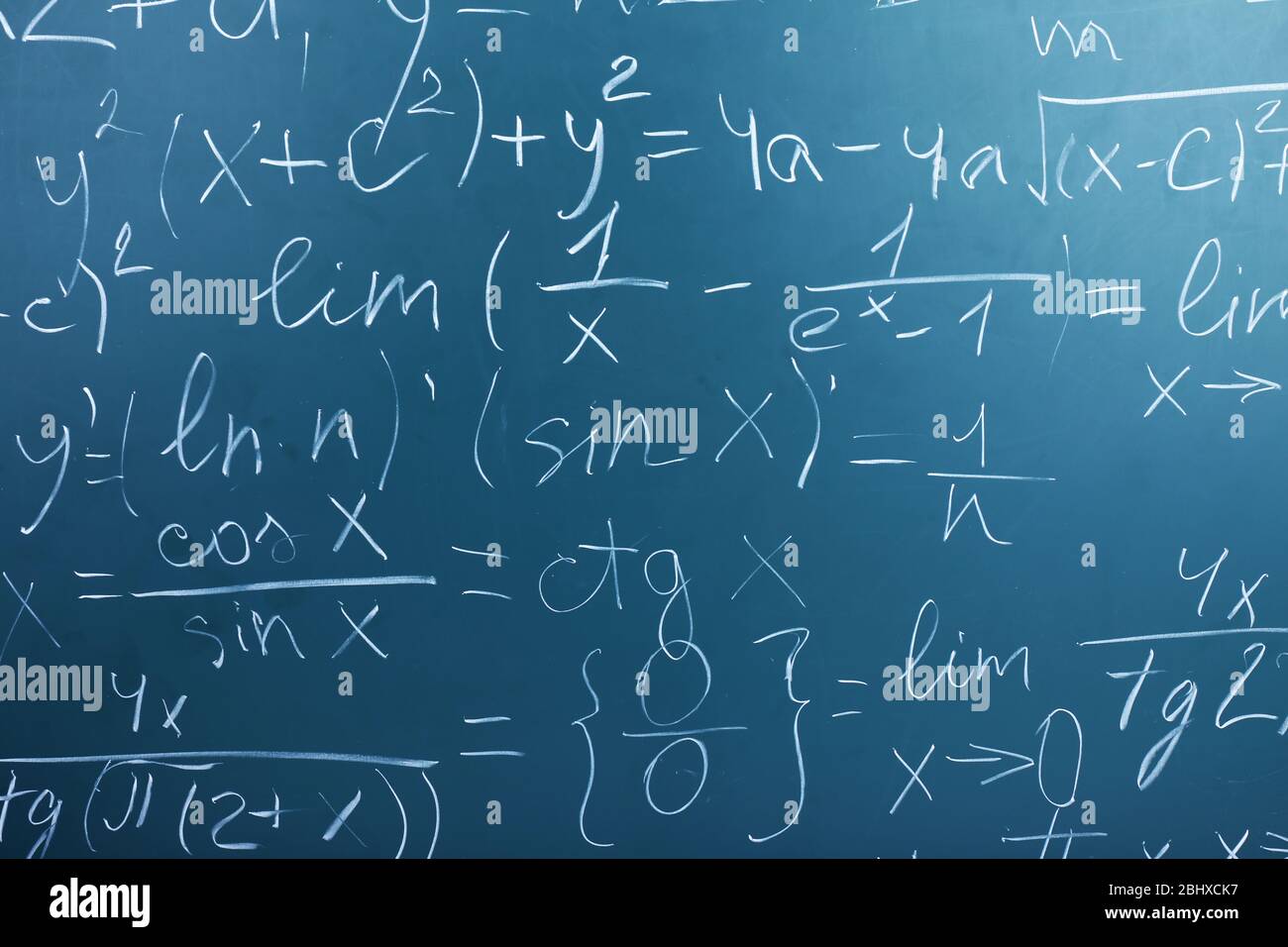 Maths formulas written white hi-res stock photography and images - Alamy
