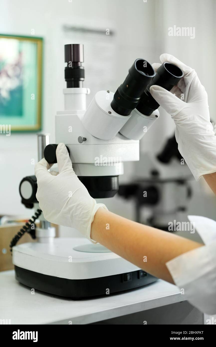 Scientific microscope lens close-up in laboratory Stock Photo - Alamy