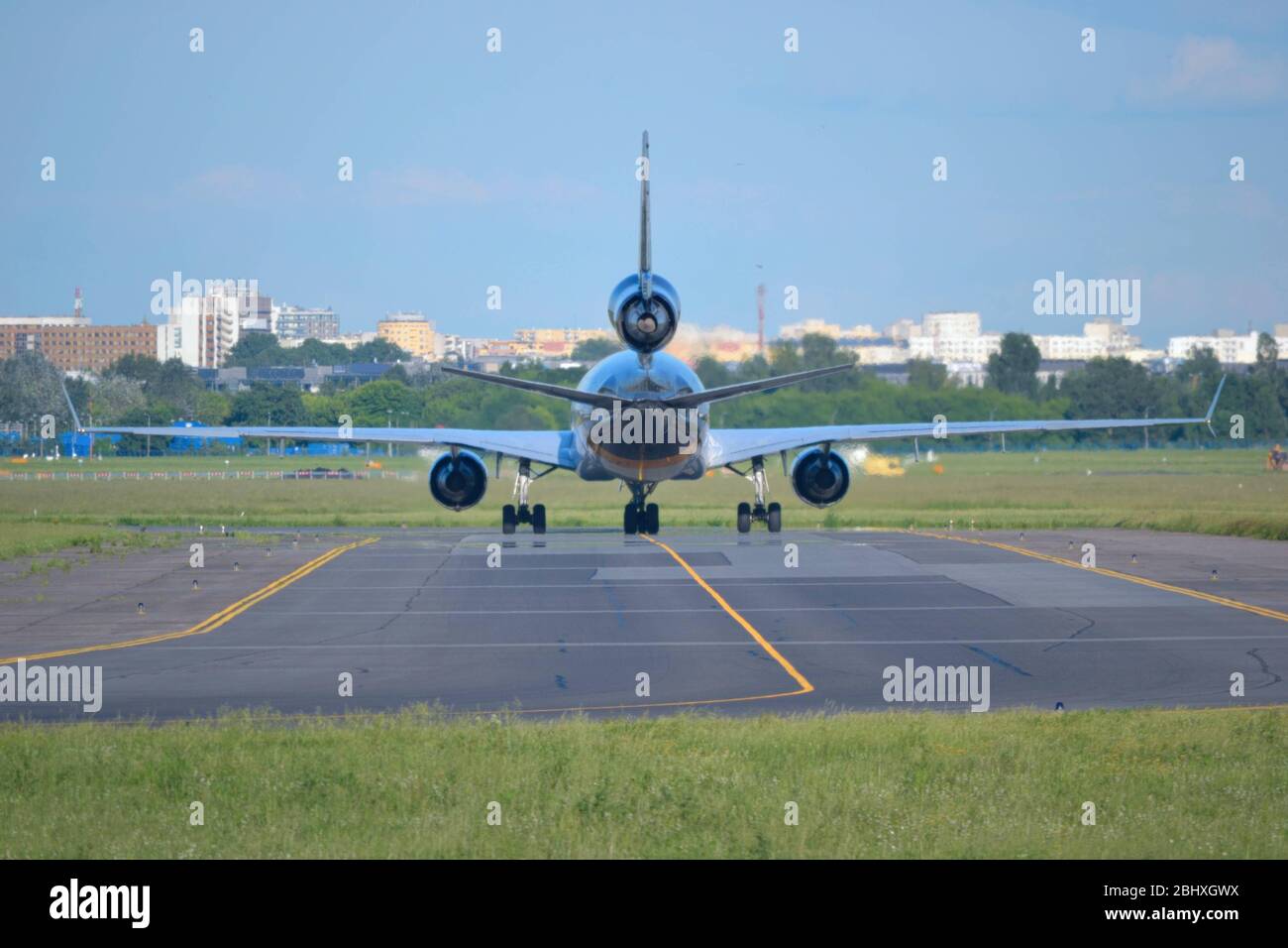 Passenger jet plane Stock Photo - Alamy