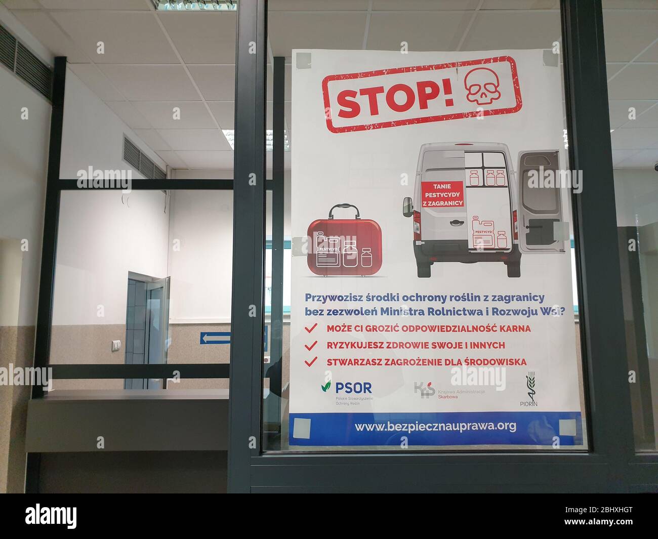 Customs information near Poland - Ukraine border Stock Photo - Alamy