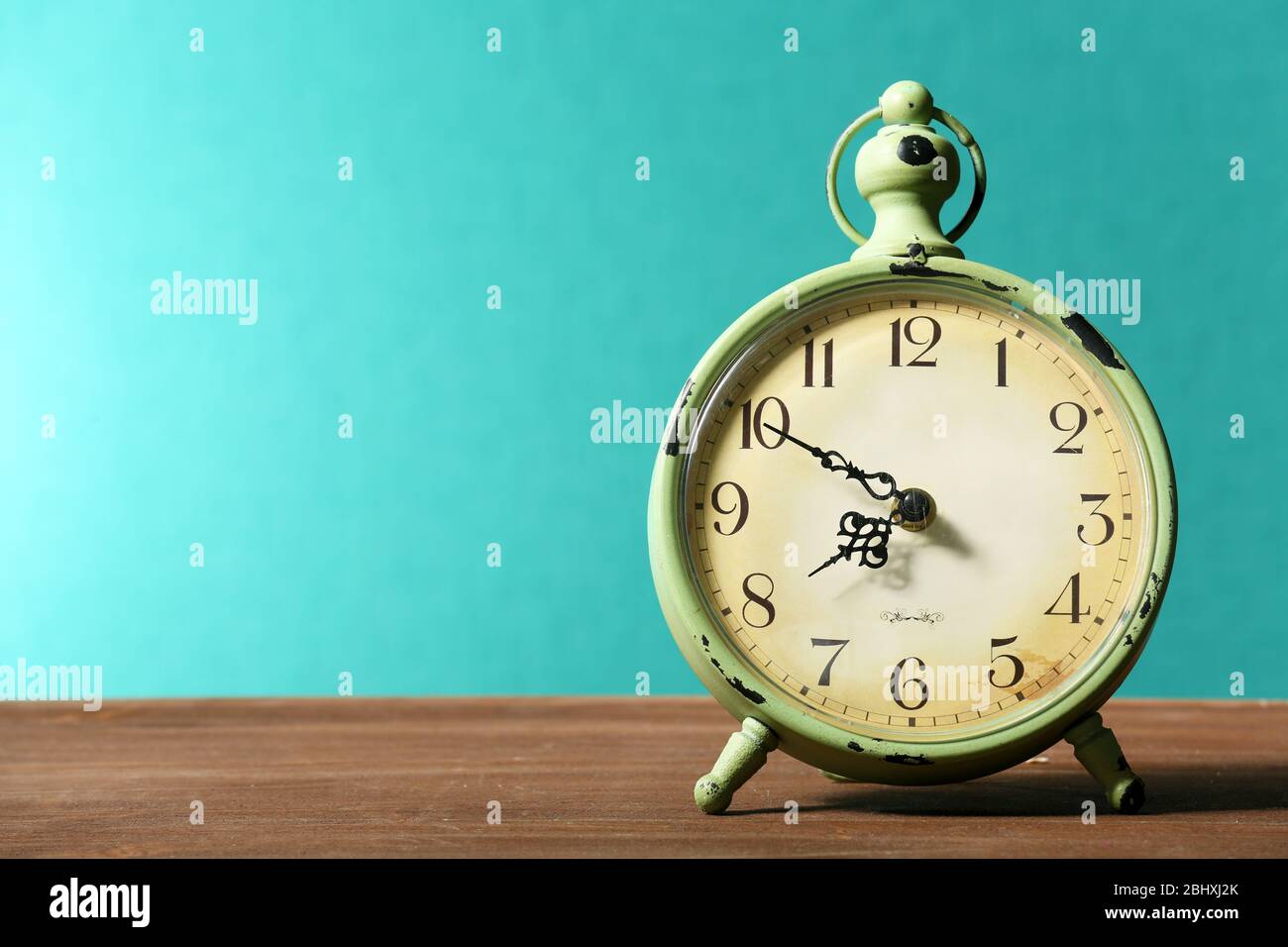 Styling clock hi-res stock photography and images - Alamy