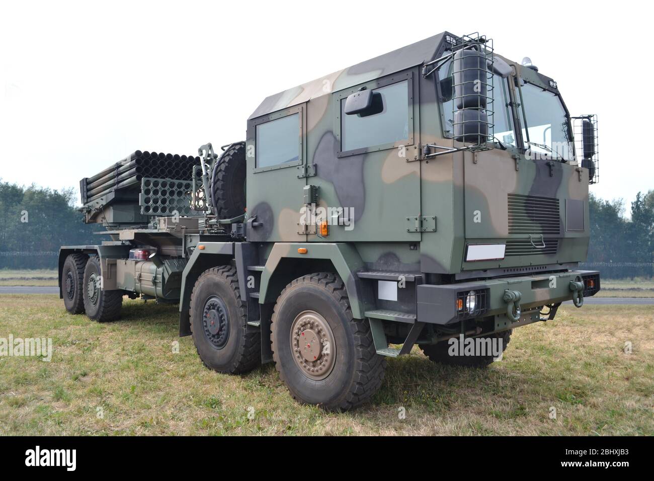 Rocket launcher Stock Photo - Alamy