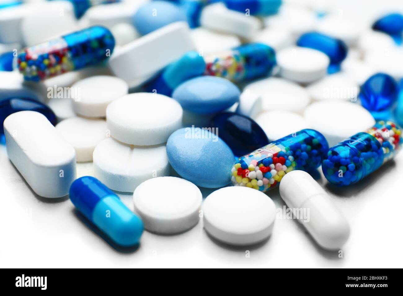 Pile of pills, closeup Stock Photo - Alamy