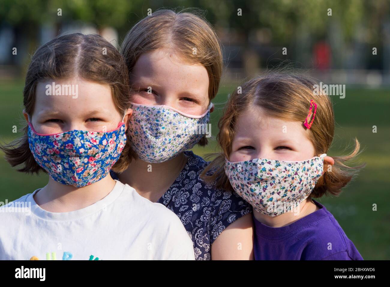 Children mouth masks hi-res stock photography and images - Alamy