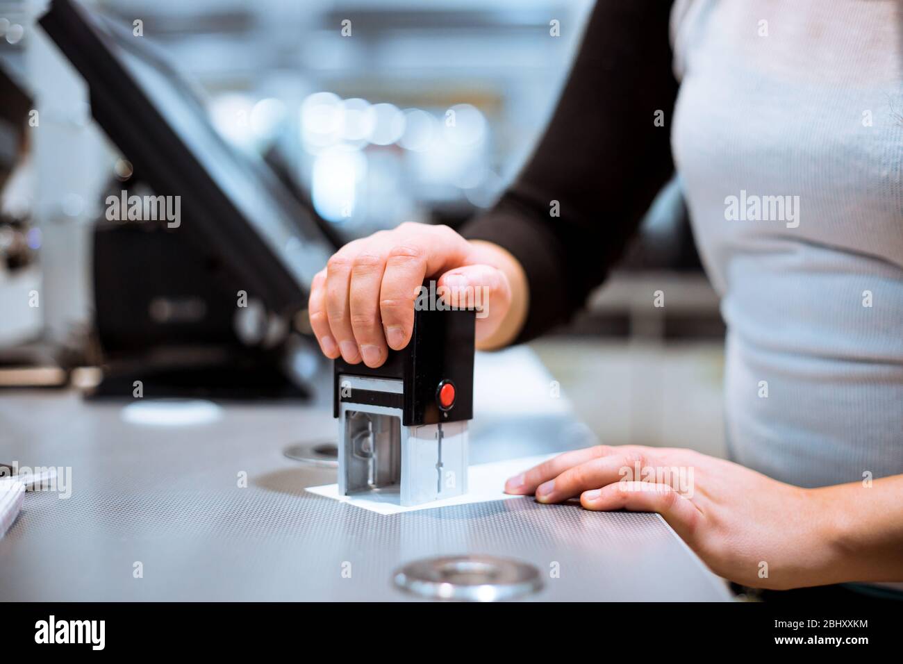 Cash receipt template hi-res stock photography and images - Alamy