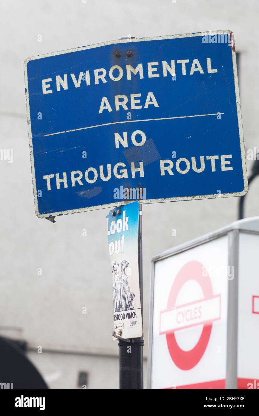 environmental area, no trough route sign Stock Photo - Alamy