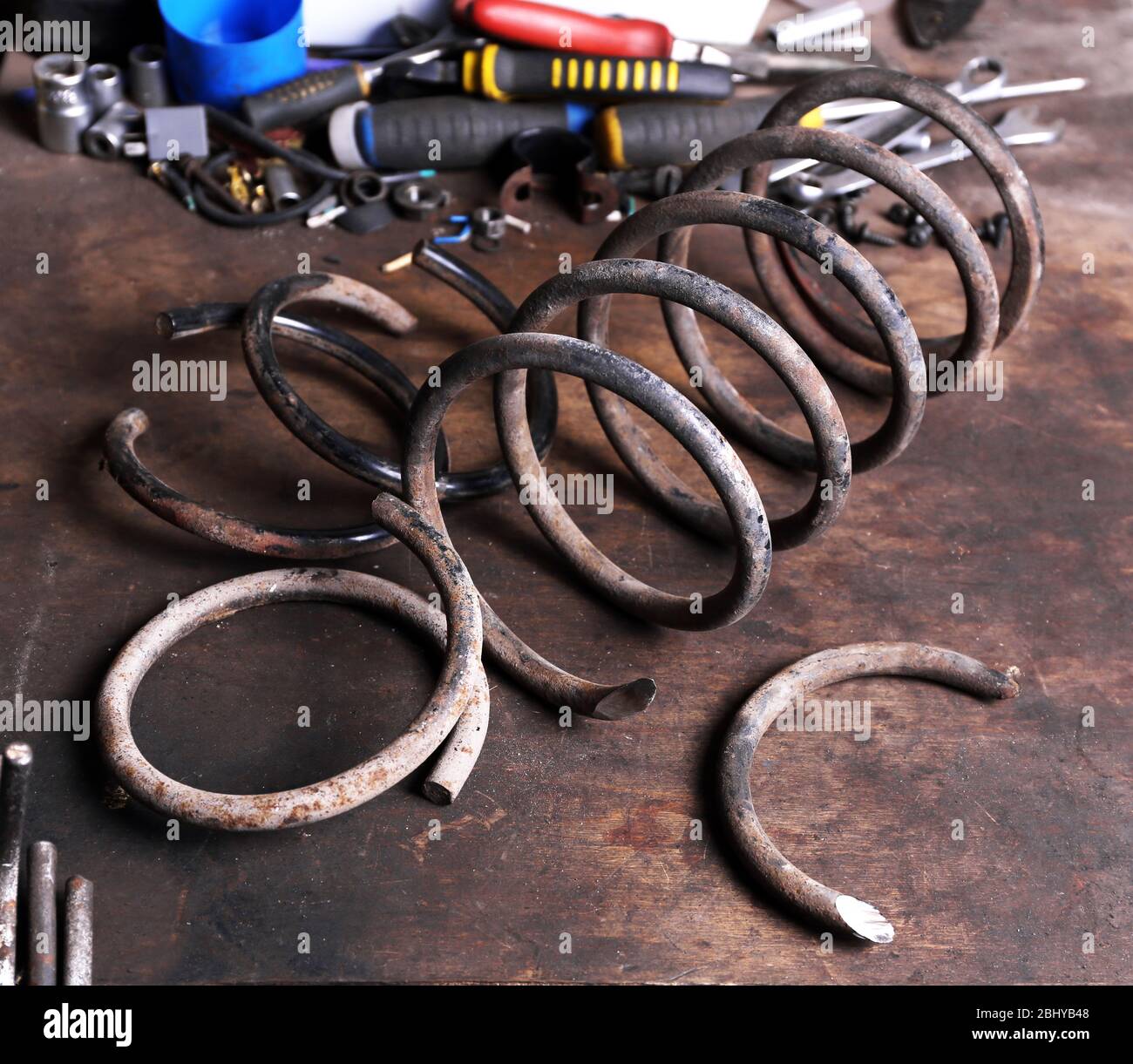 Large metal spring hi-res stock photography and images - Alamy