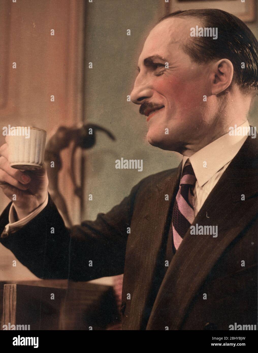 La Banque Nemo Year: 1934 - France Victor Boucher Director: Marguerite ...