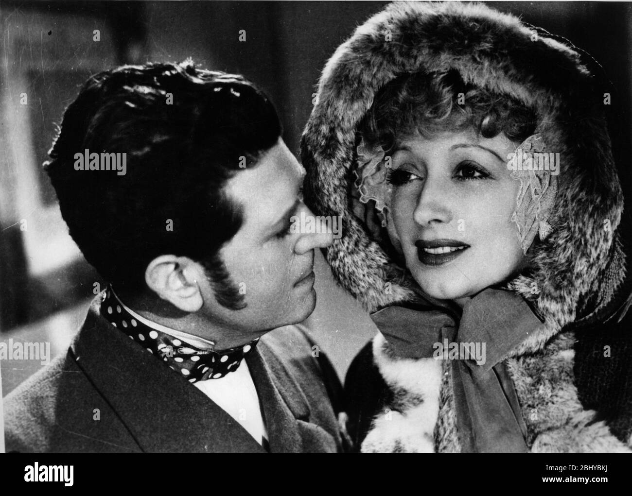 Au bonheur des dames Black and White Stock Photos & Images - Alamy