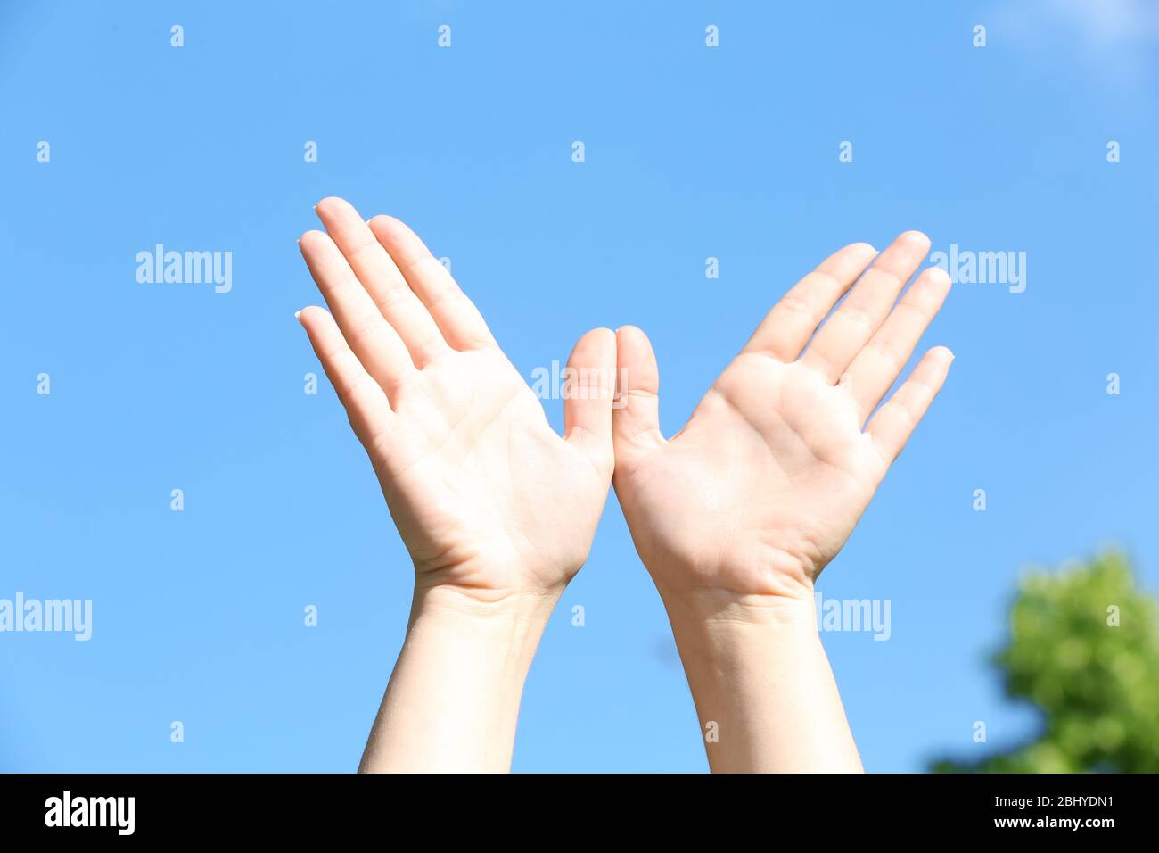 Heaven two hands hi-res stock photography and images - Alamy