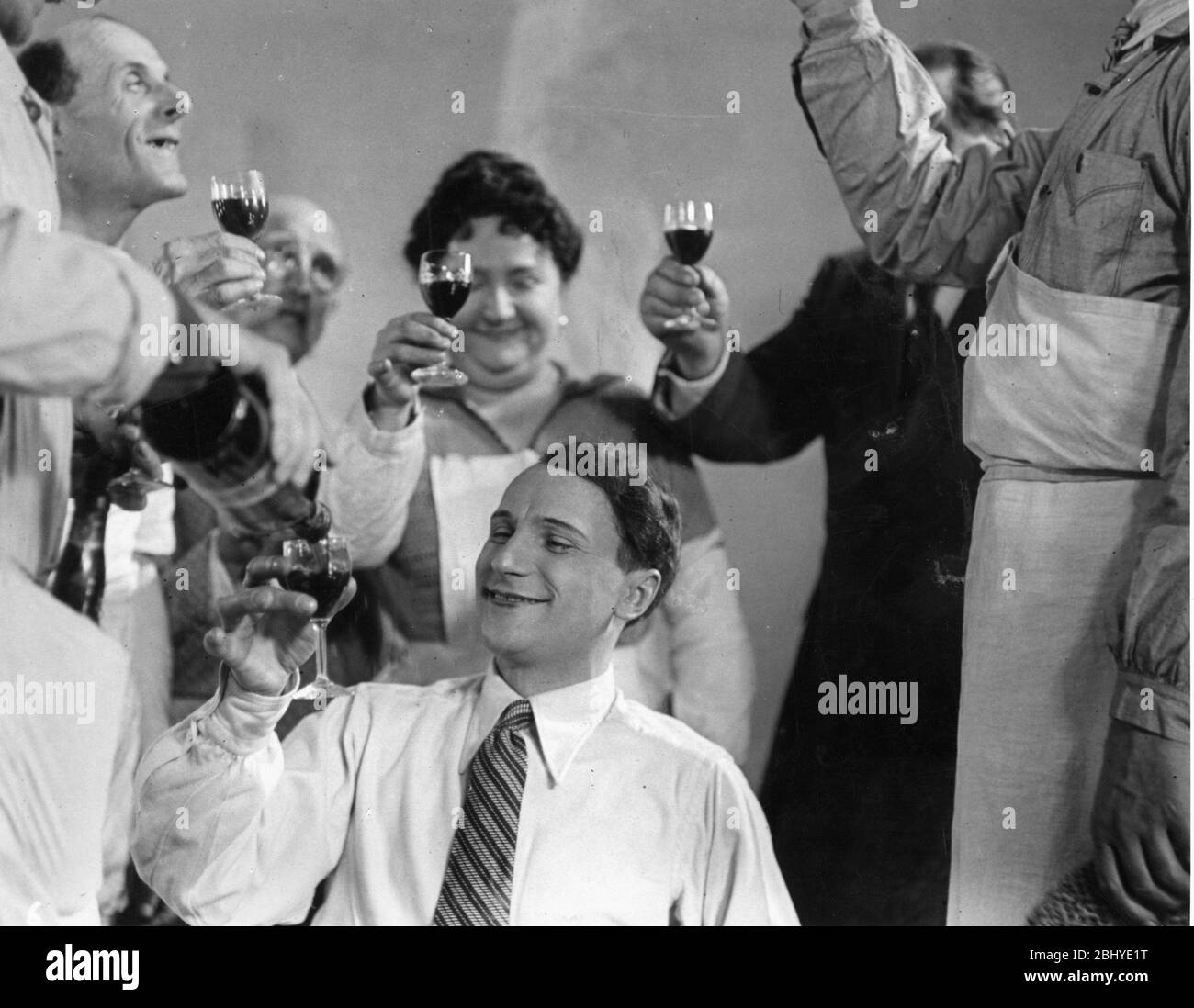 Le Million Year: 1931 - France René Lefèvre , Jane Pierson Director: René Clair Stock Photo - Alamy