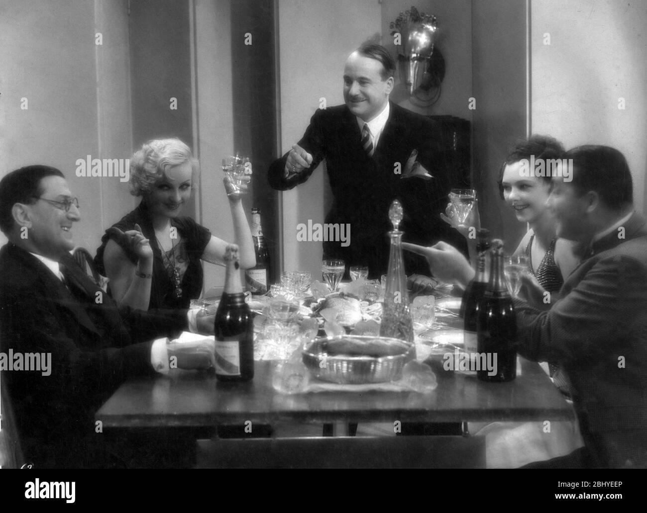 Un coup de téléphone Year : 1931 France Director: Georges Lacombe ...