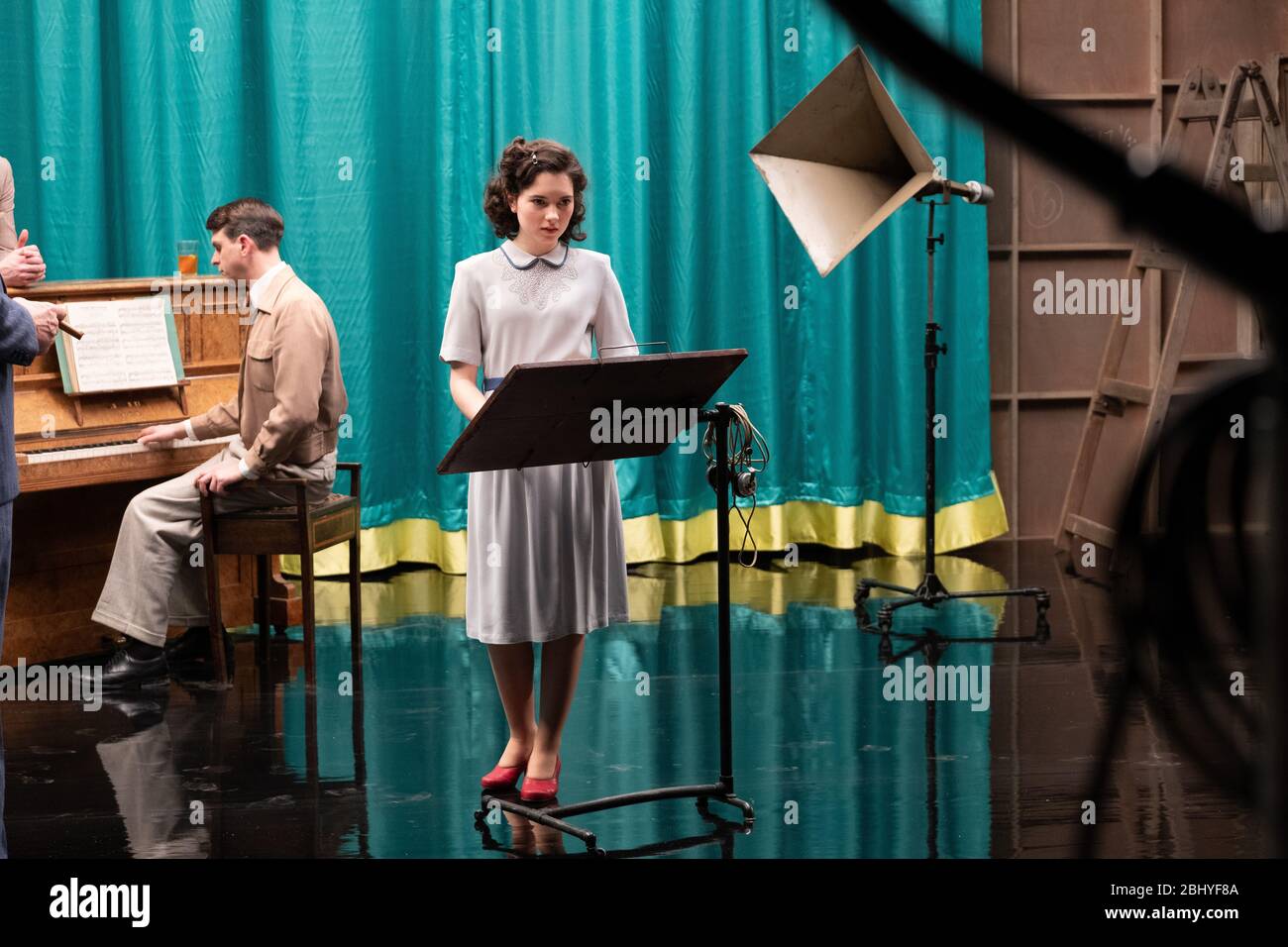 Judy Year: 2019 USA Director: Rupert Goold Darci Shaw Stock Photo - Alamy Judy Year: 2019 USA Director: Rupert Goold Darci Shaw Stock Photo - Alamy