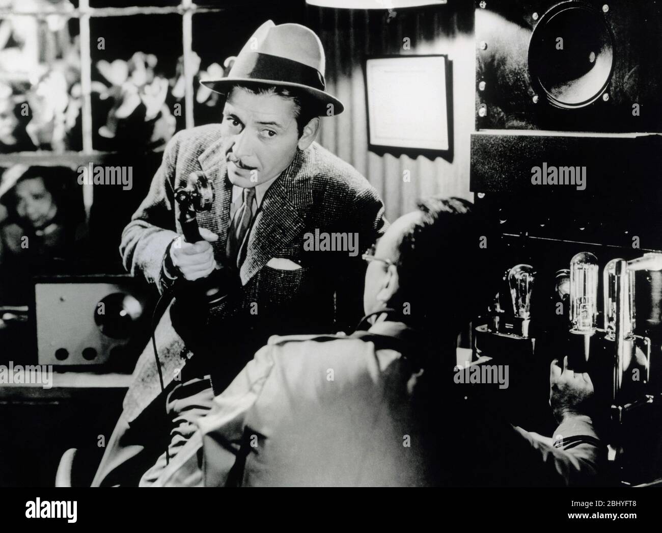 Lost Horizon Year: 1937 USA Director: Frank Capra Ronald Colman Stock ...