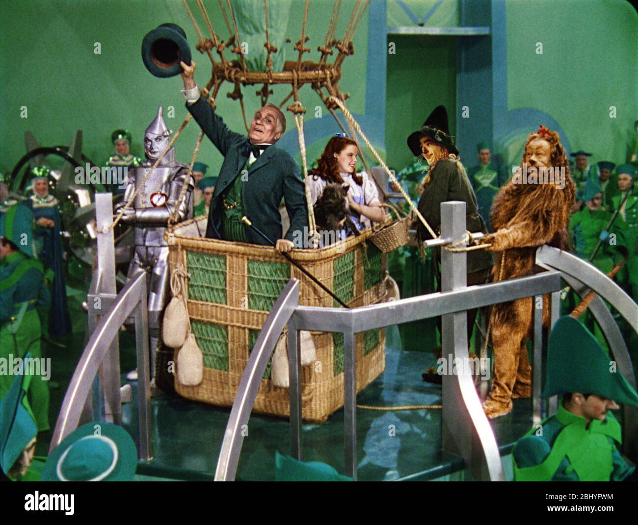 The Wizard of Oz Year: 1939 USA Director: Victor Fleming Judy Garland ...
