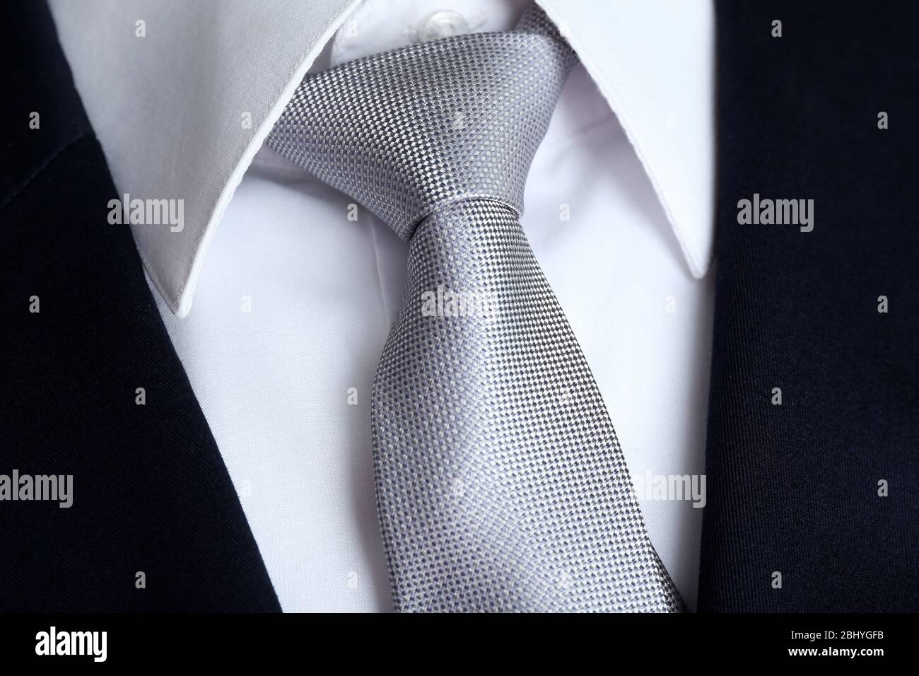 Form a business tie up hi-res stock photography and images - Alamy