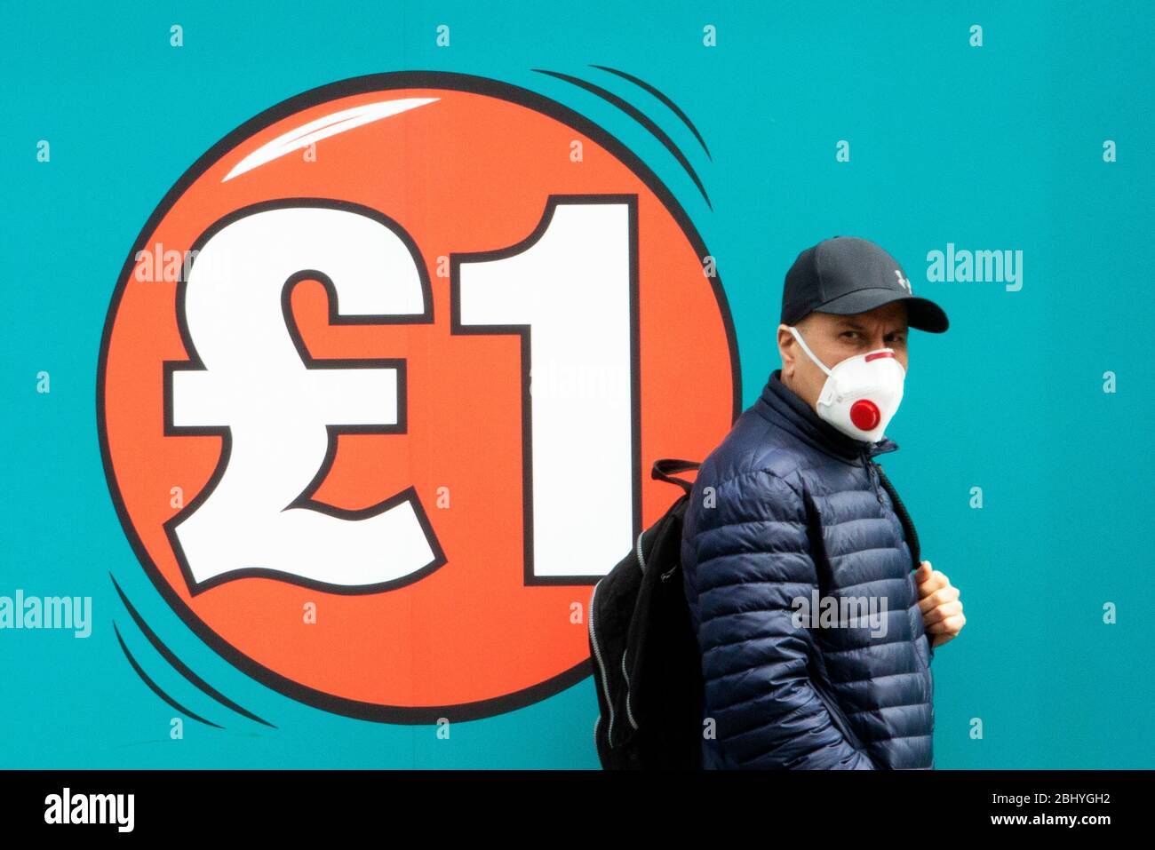 Money pound sign cartoon hi-res stock photography and images - Alamy