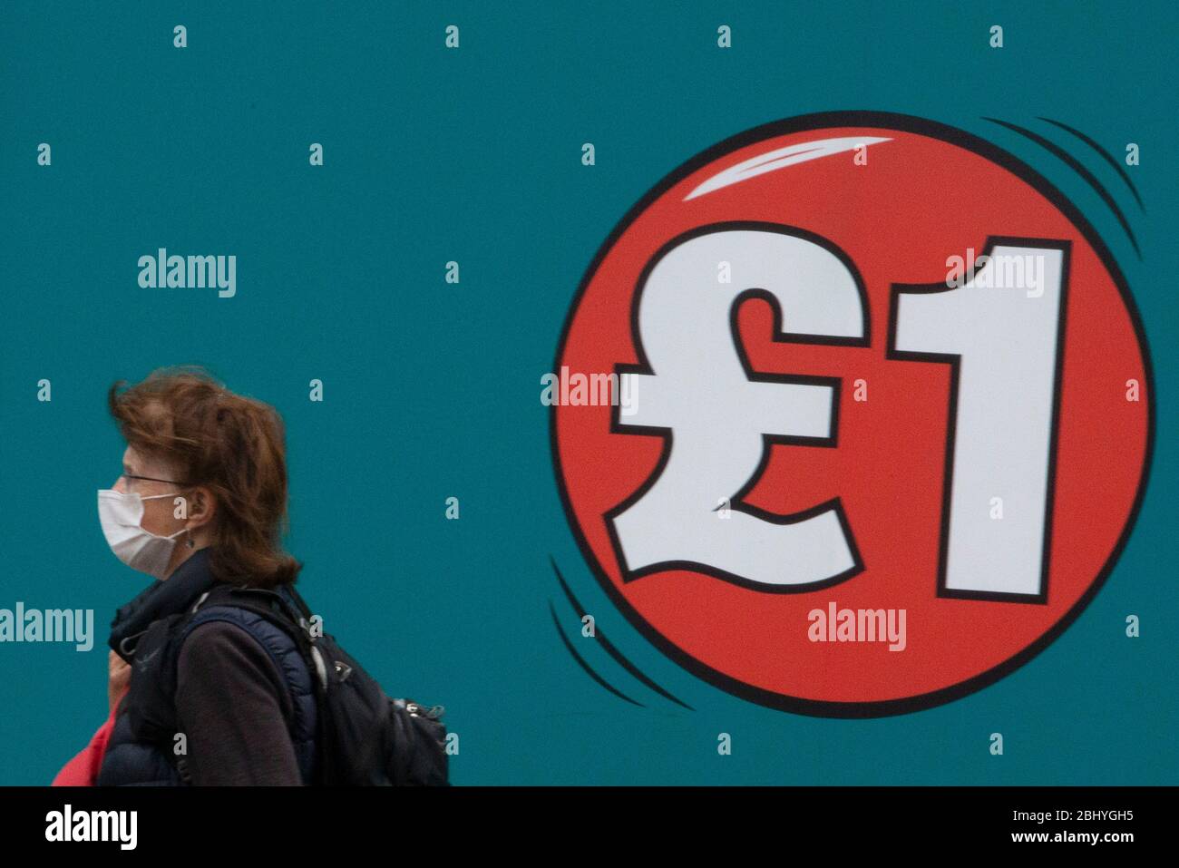 Money pound sign cartoon hi-res stock photography and images - Alamy