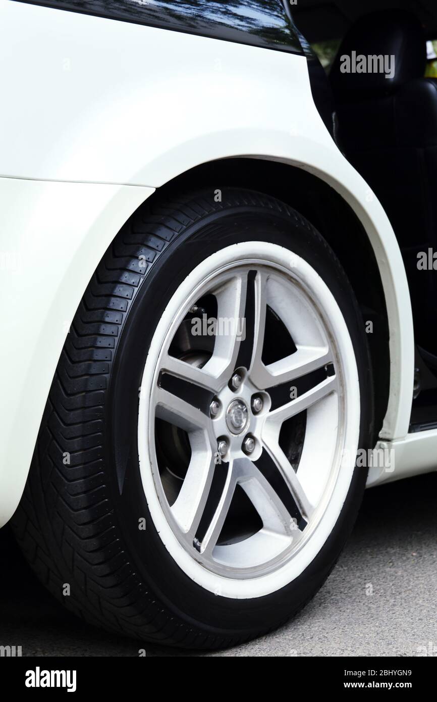 Car wheel close up Stock Photo - Alamy