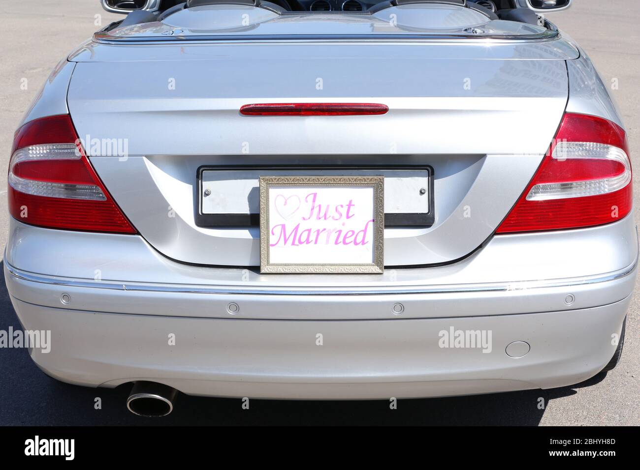 Gray wedding cabriolet, outdoors Stock Photo - Alamy