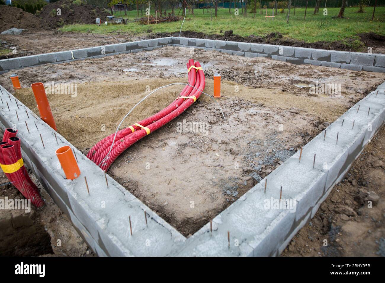 Timber building brick foundations hi-res stock photography and images ...