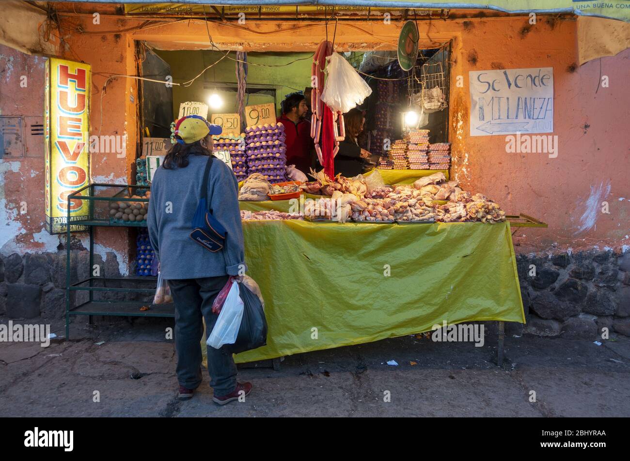 Dirty food trays hi-res stock photography and images - Alamy