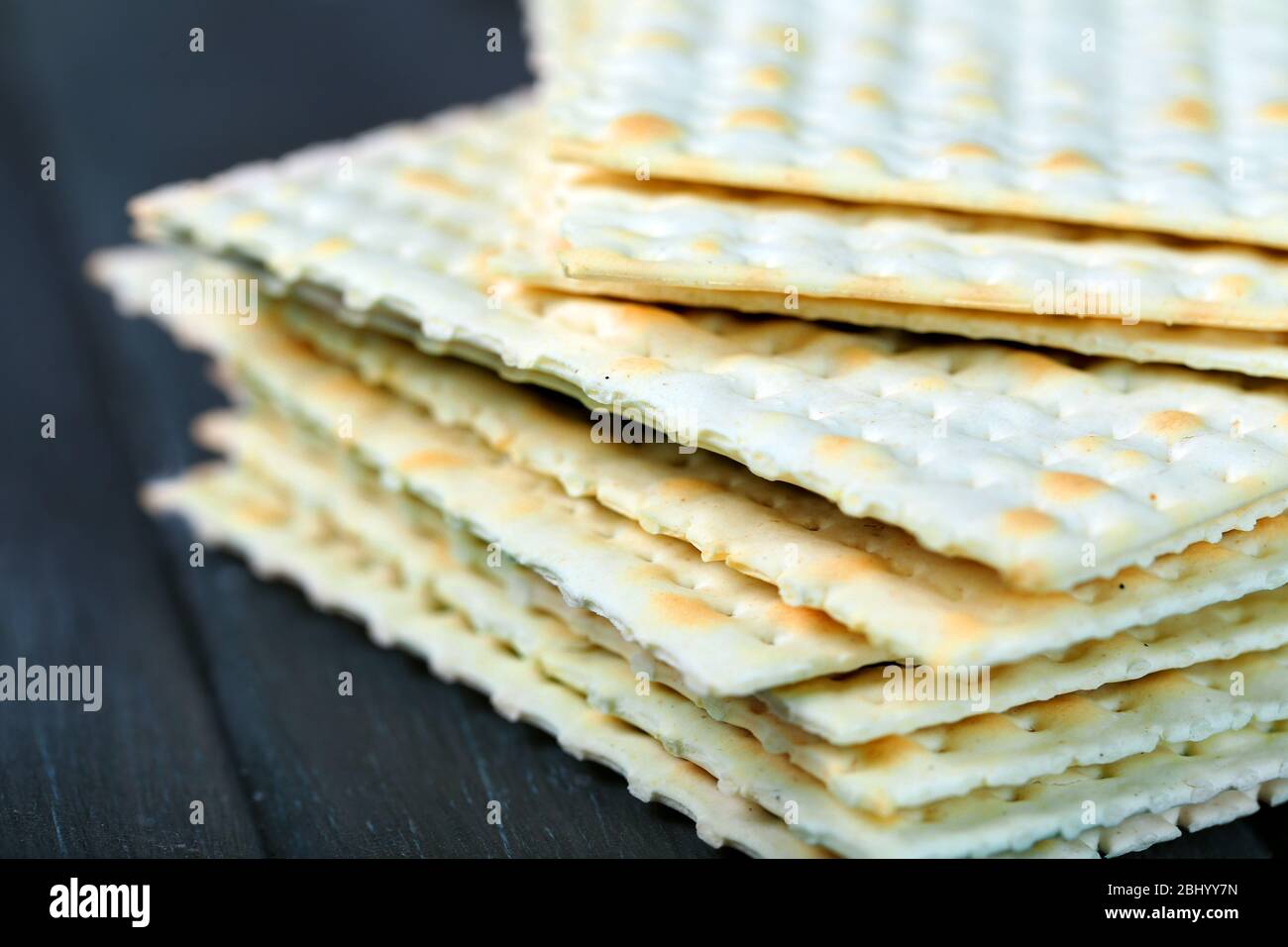 Matzo passover on table hi-res stock photography and images - Alamy