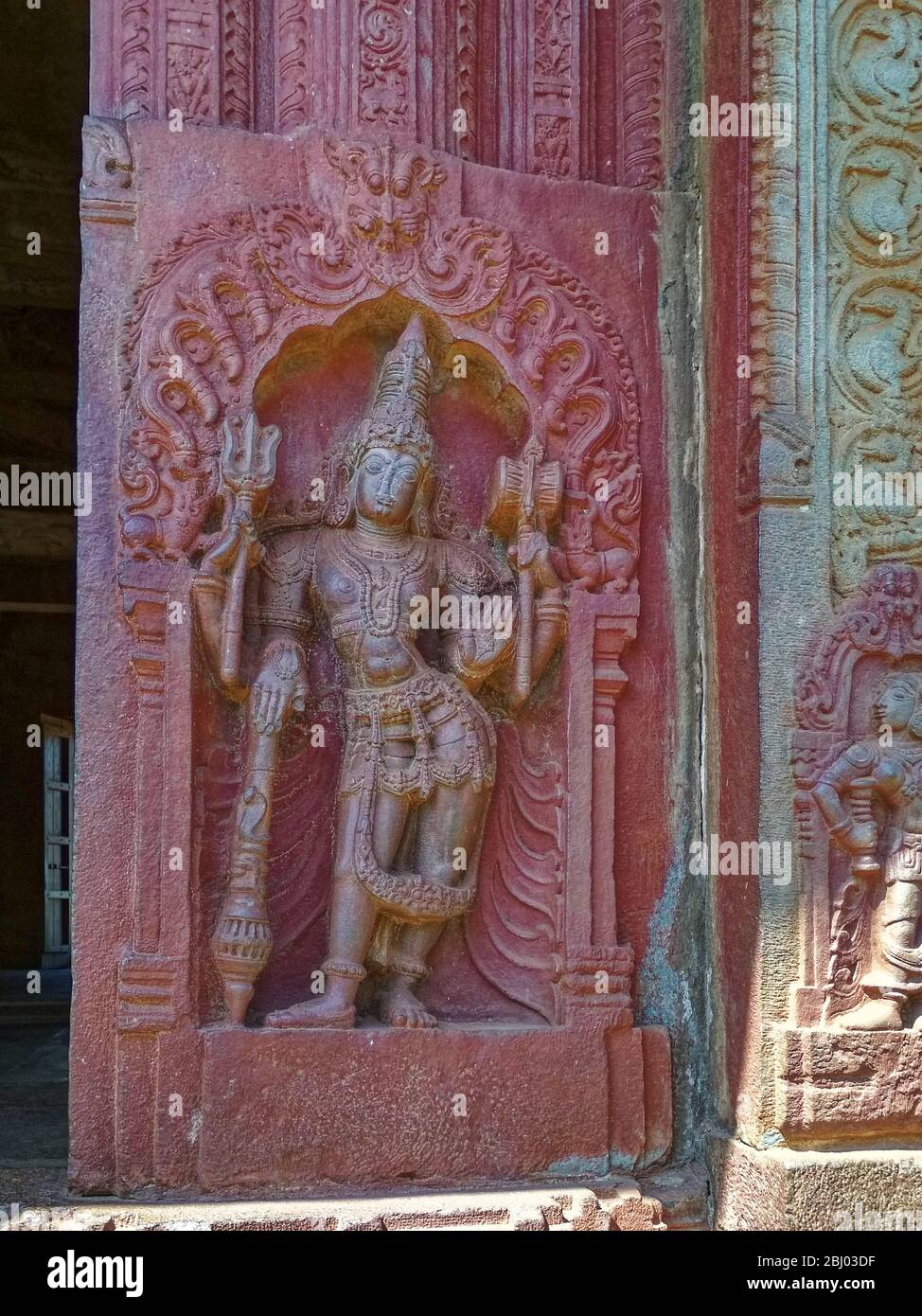 Dwarpal sculpture hi-res stock photography and images - Alamy