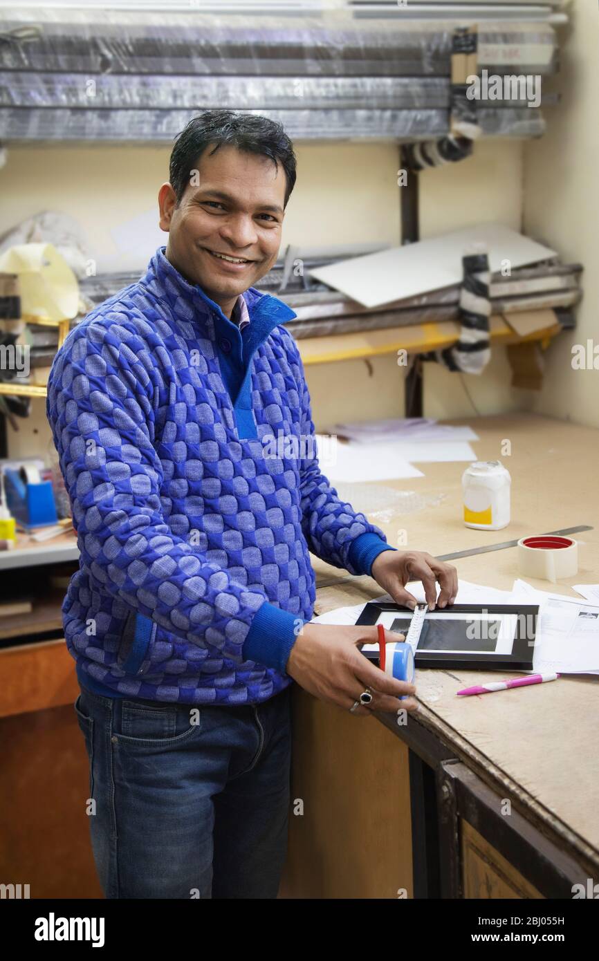 Measuring picture hi-res stock photography and images - Alamy