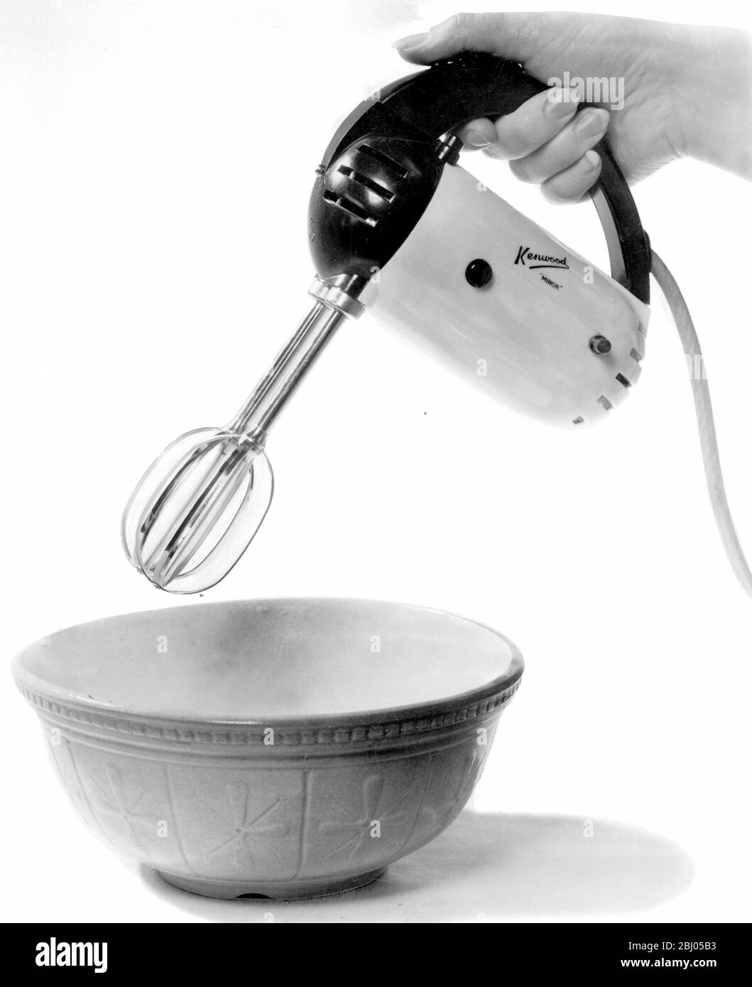 Food mixer 1950's hi-res stock photography and images - Alamy