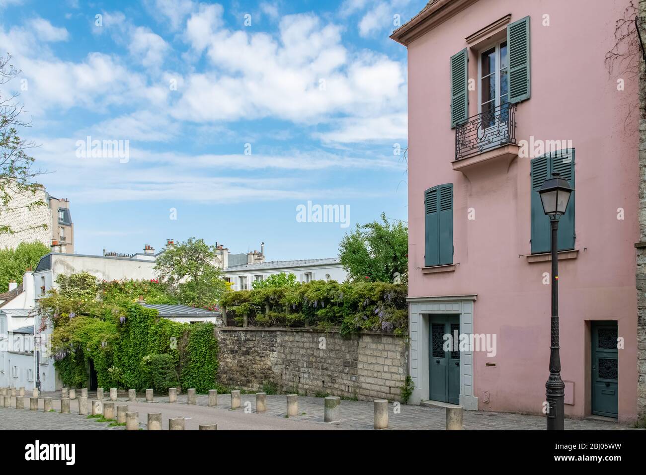 Famous pink building hi-res stock photography and images - Alamy