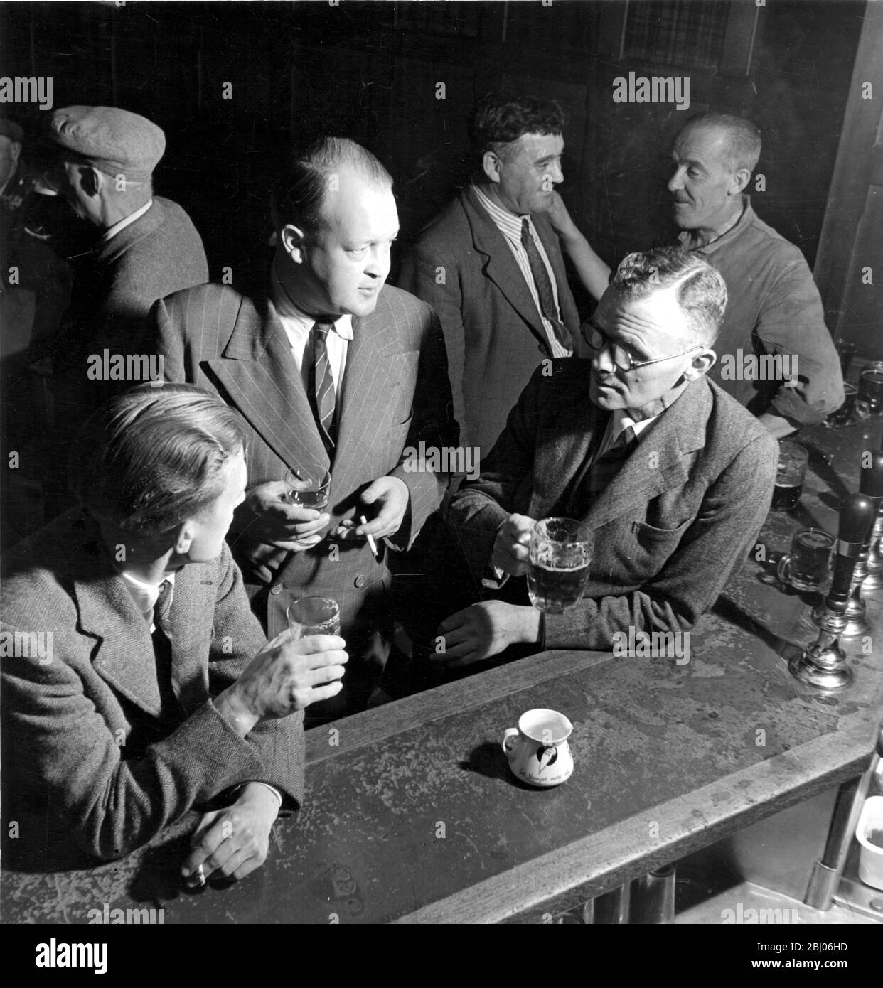 Batchelor story - the three batchelors Ronald Royce, Alex Stock Photo ...