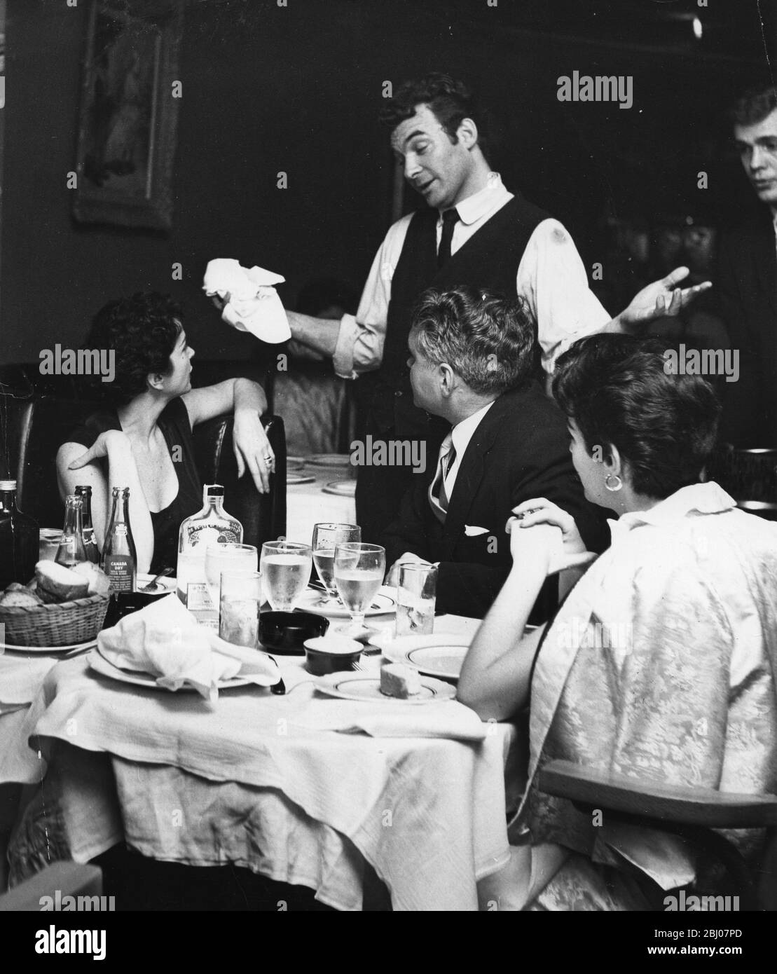 50 restaurant Black and White Stock Photos & Images - Alamy