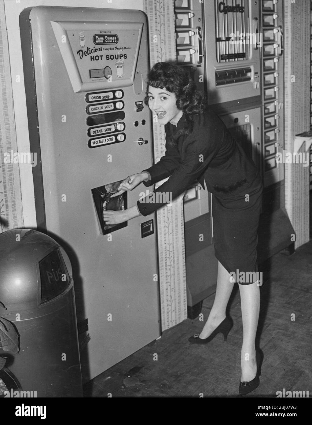 28 january 1959 hi-res stock photography and images - Alamy