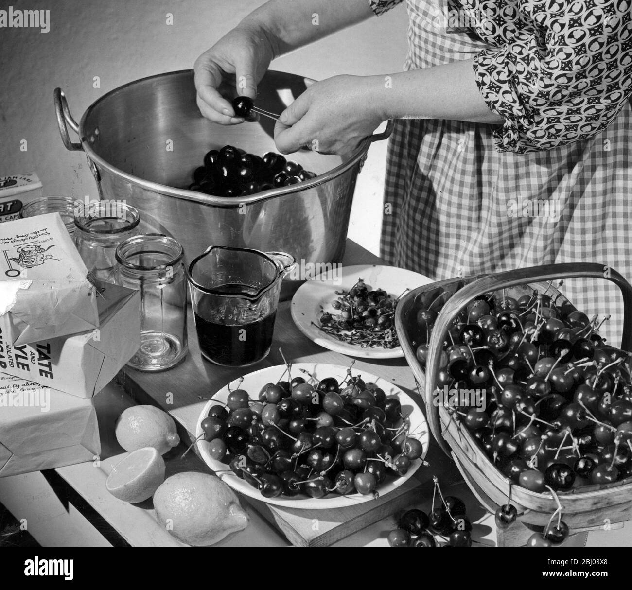 1950s making of hi-res stock photography and images - Alamy