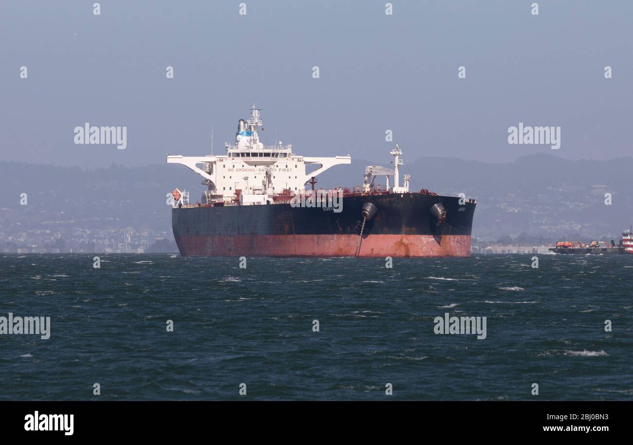 San Francisco, USA. 26th Apr, 2020. An oil tanker sits offshore in the ...