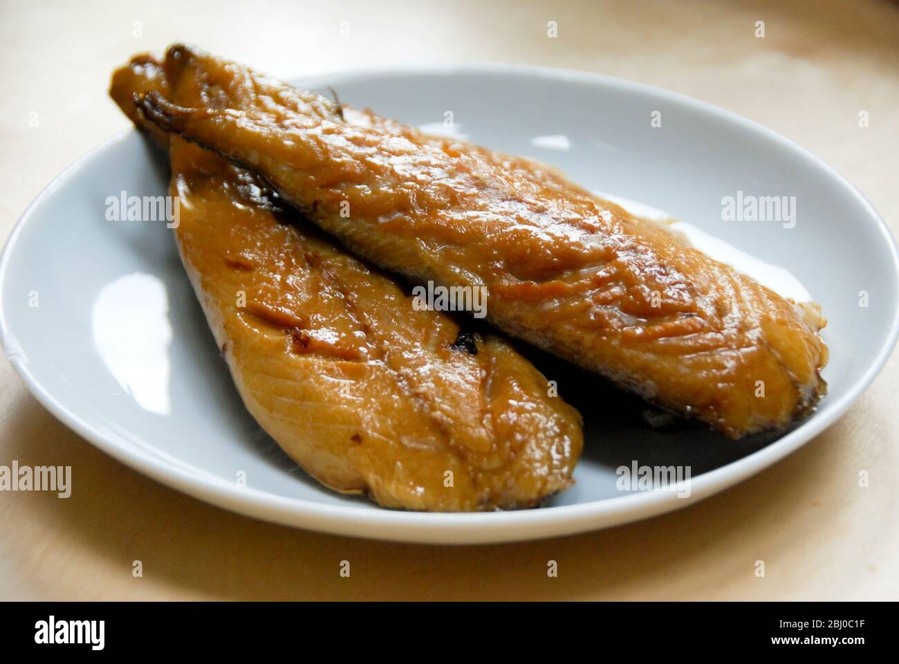 Smoked mackerel fillets Stock Photo - Alamy