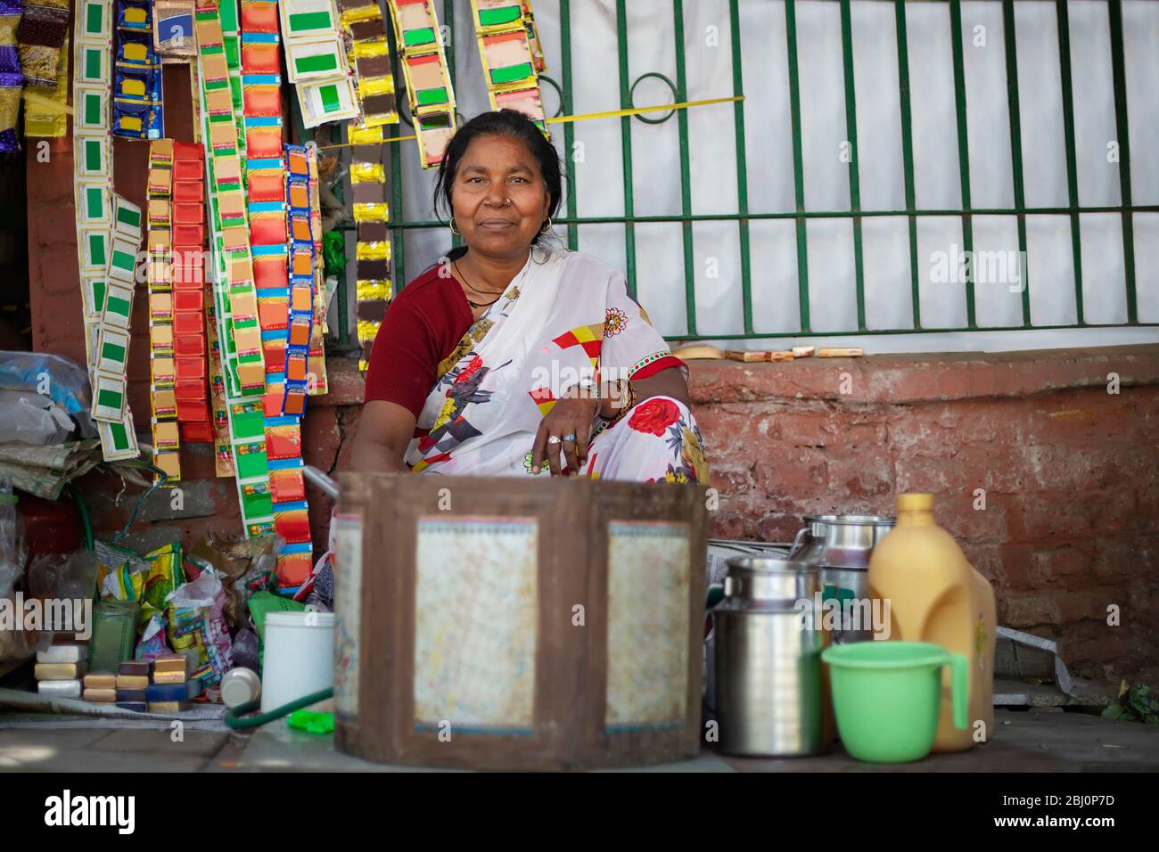 Roadside tea stall hi-res stock photography and images - Alamy