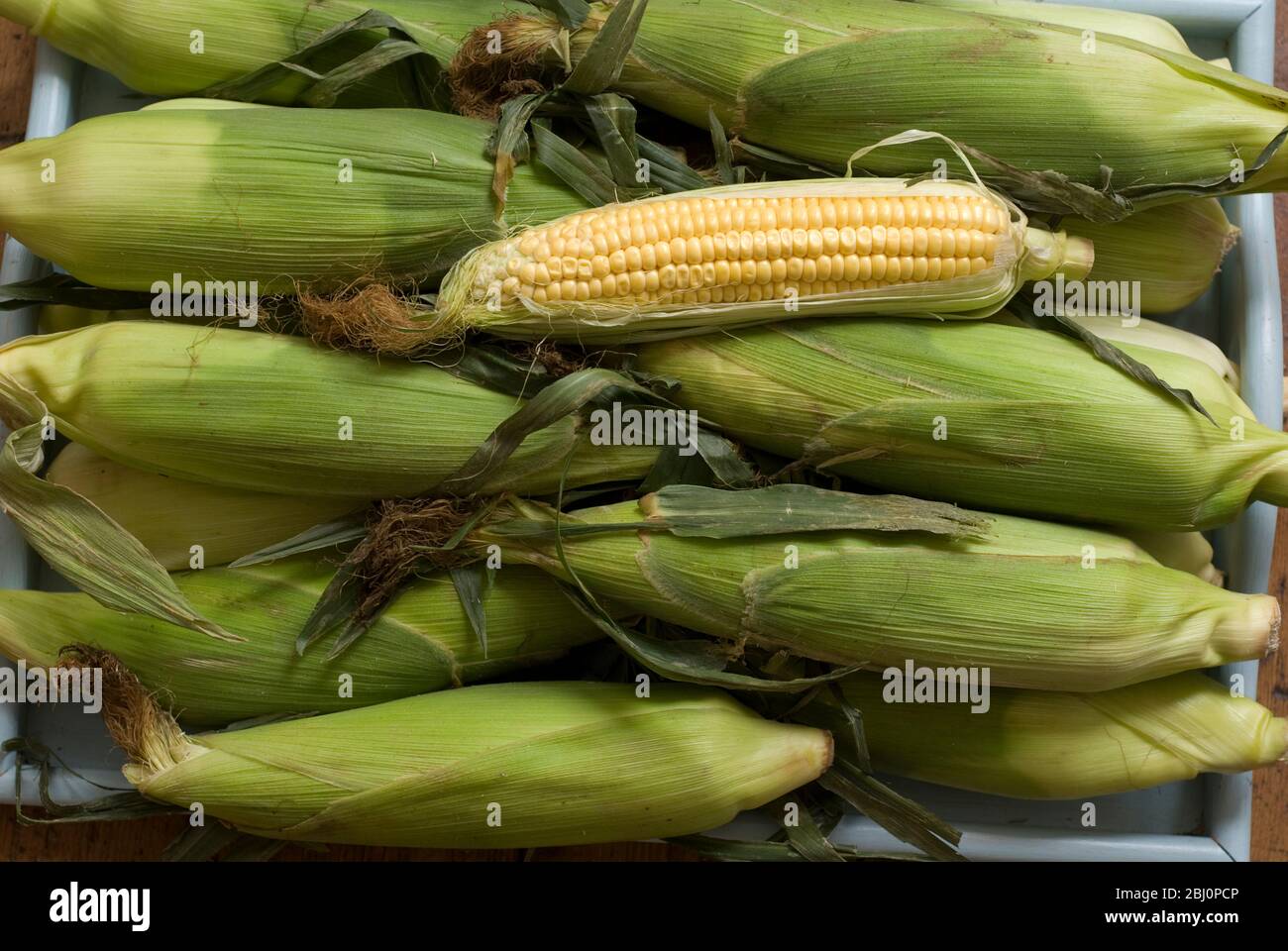 Food with husks hi-res stock photography and images - Alamy