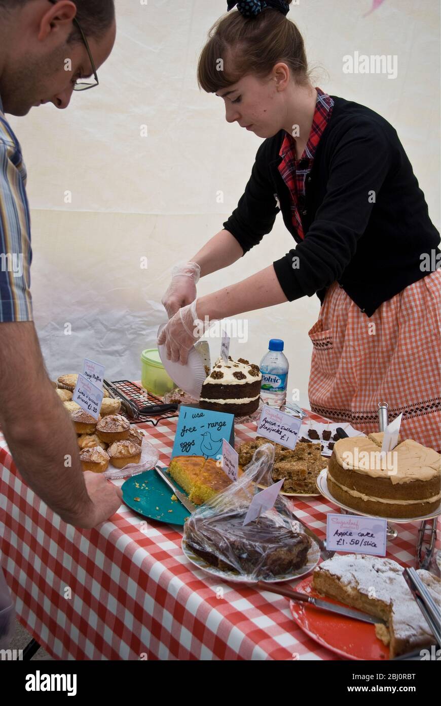 Cake stall cakes stalls market hi-res stock photography and images - Alamy