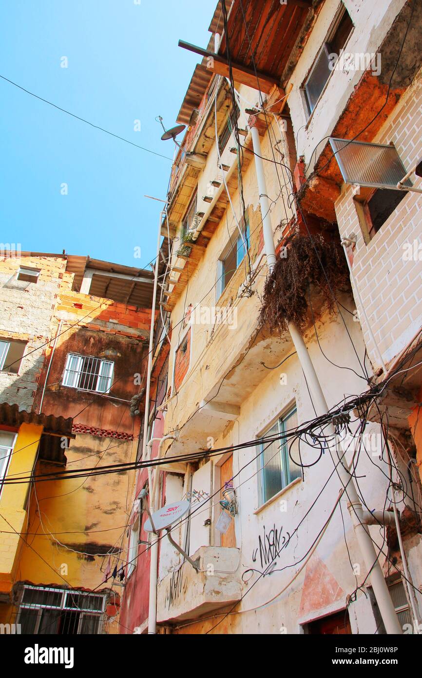 Houses in Rocinha, favela, Rio de Janeiro, Brazil Stock Photo - Alamy