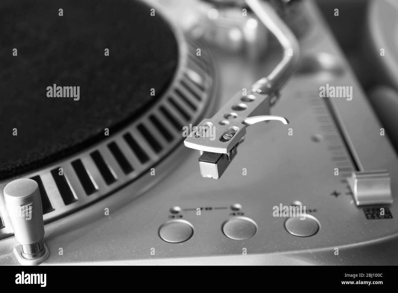Modern turntable close up Stock Photo - Alamy