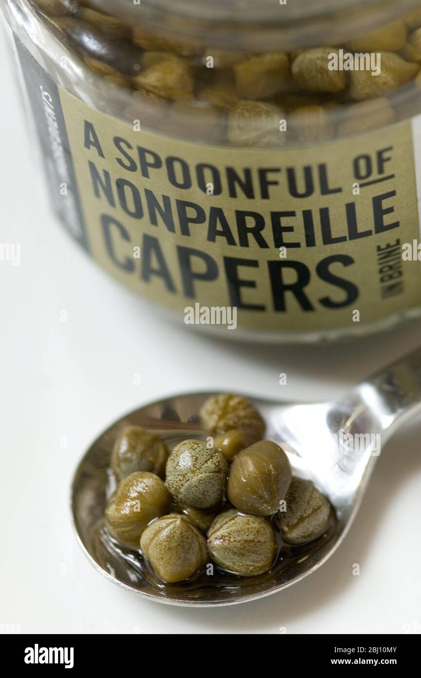 Nonpareille capers hi-res stock photography and images - Alamy