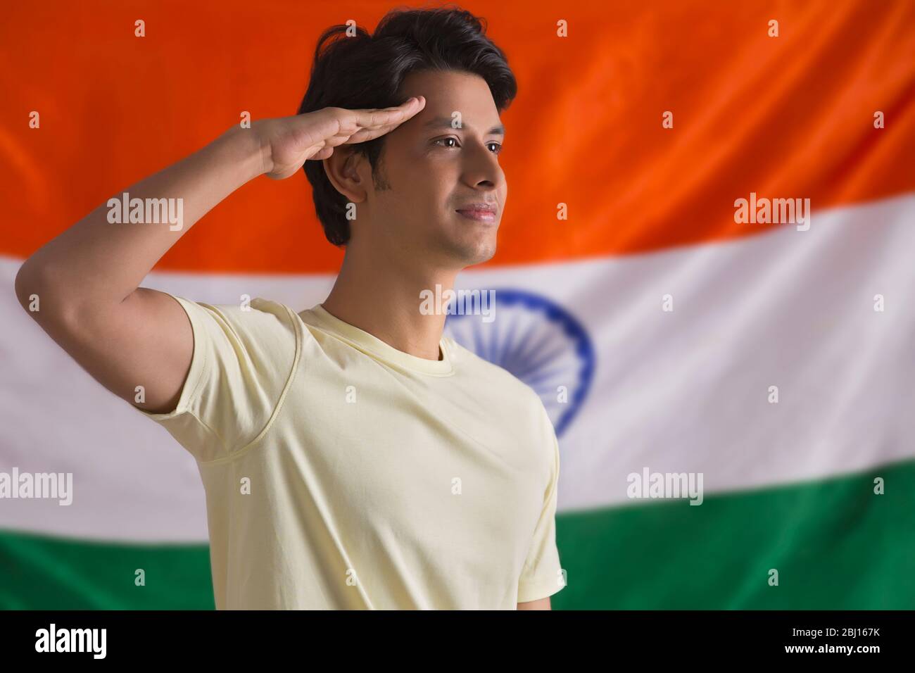 Saluting man india hi-res stock photography and images - Alamy